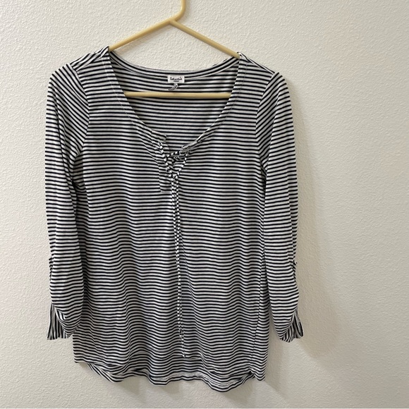 Splendid | Tops | Splendid Blouse Striped Black White Medium | Poshmark